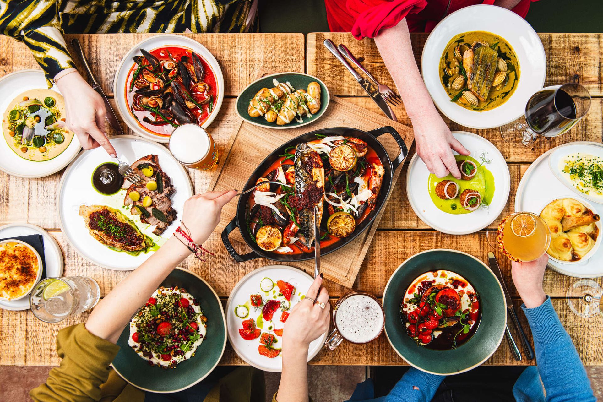 Food and Drinks - White Hart Barnes