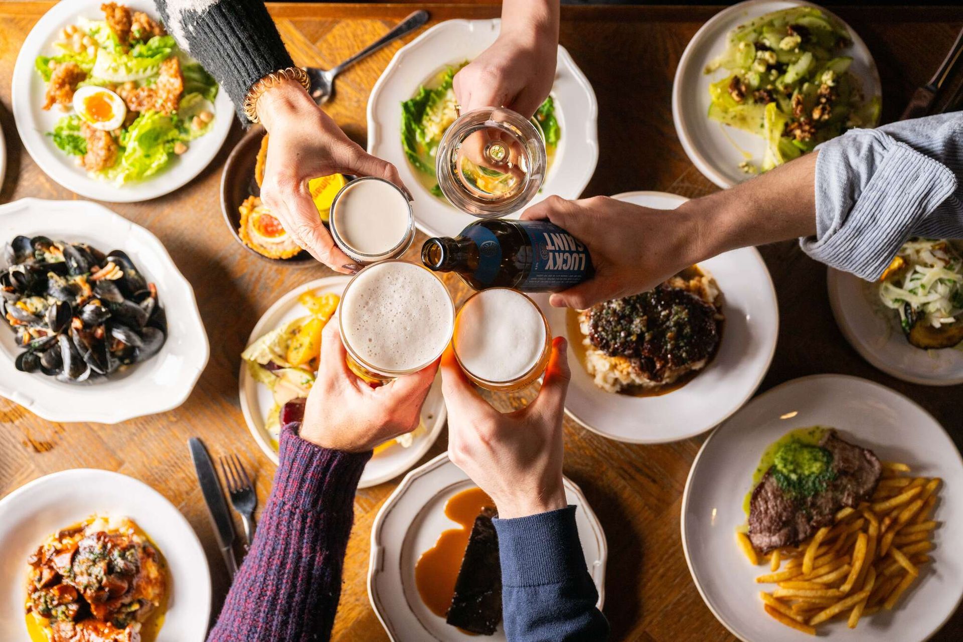 The White Hart Barnes | pub | South West London | Young's Pub