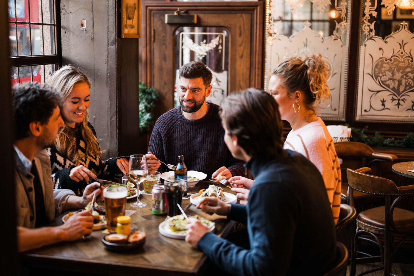 The White Hart Barnes | pub | South West London | Young's Pub